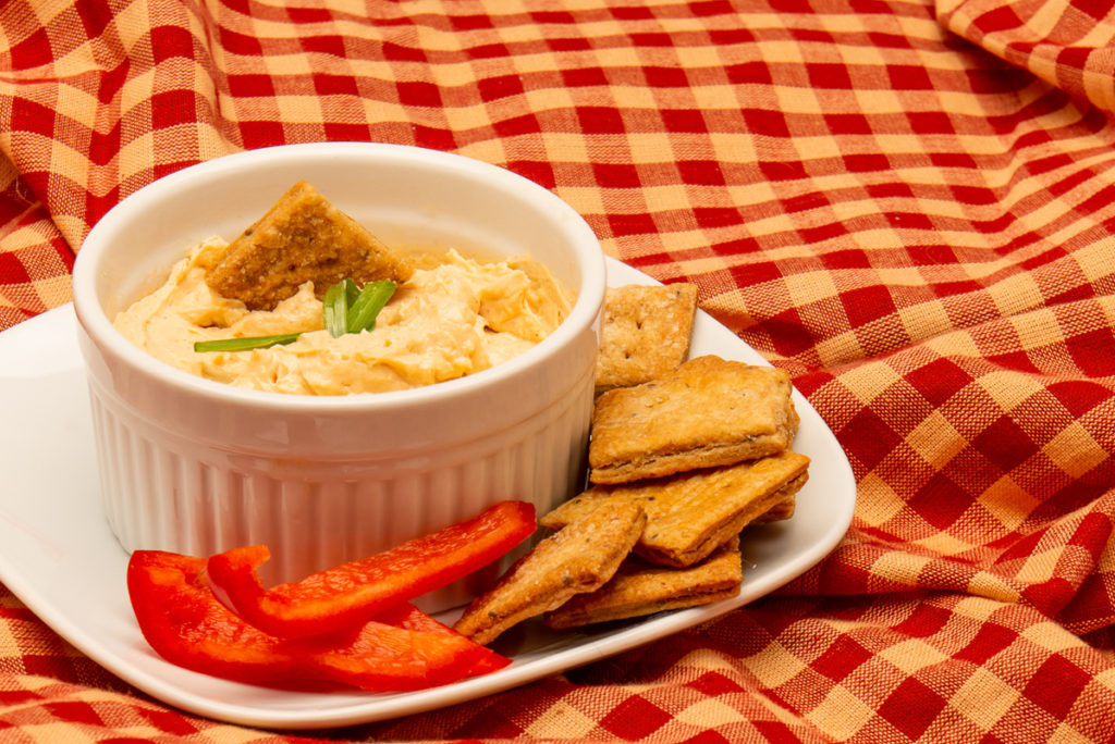 Party Like It’s 1999! Cheddar and Scallion Dip – Blue Cayenne